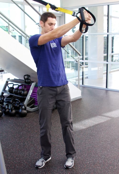 TRX TIPS – TRX® Standing Rotations | Endurance Magazine