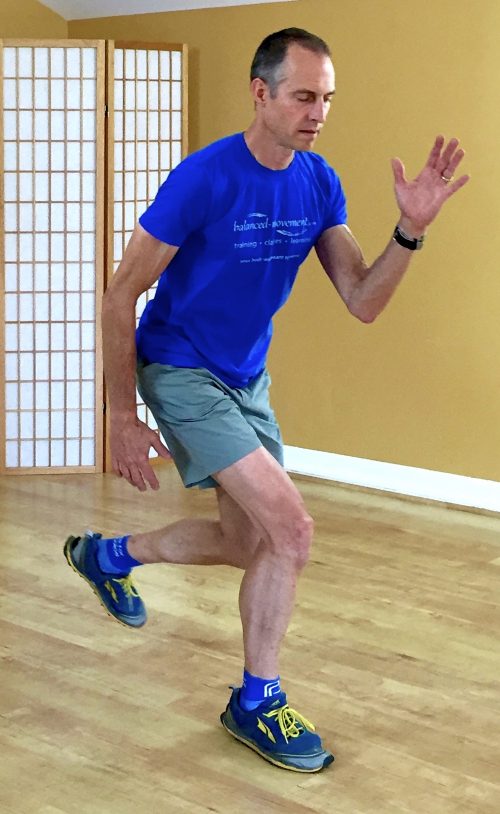 Core Corner – Alternating Forward Hop | Endurance Magazine